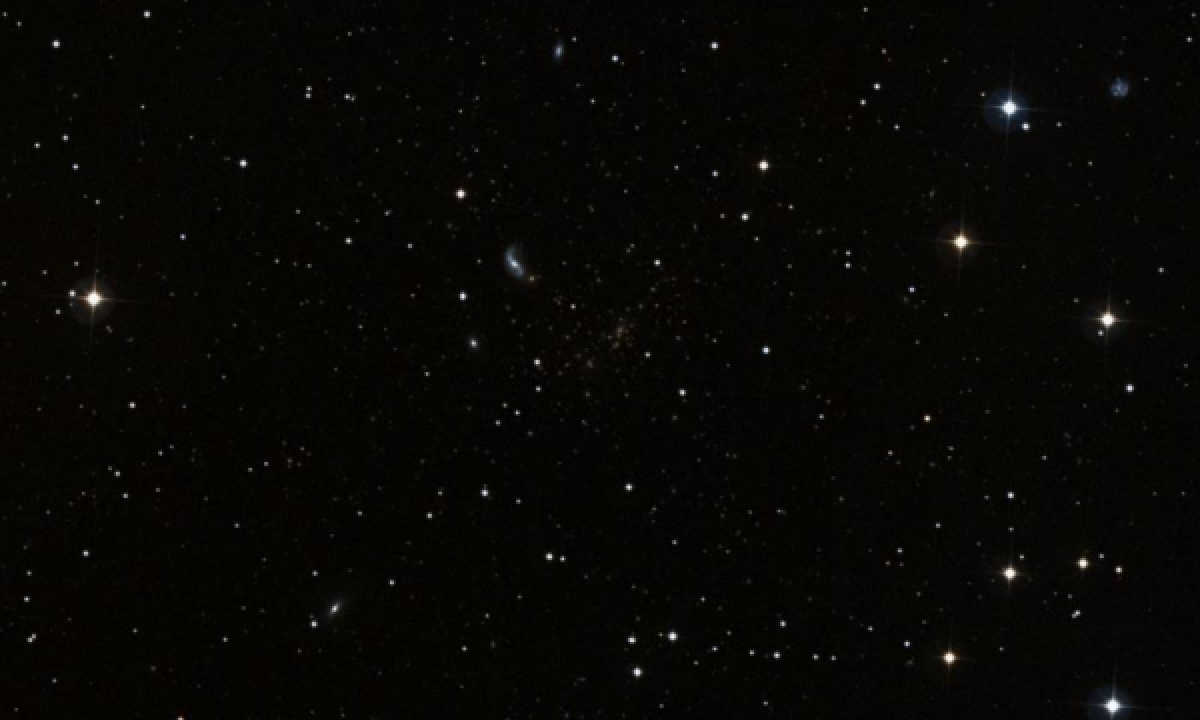 Abell cluster 2218 (Galaxy cluster) - In-The-Sky.org